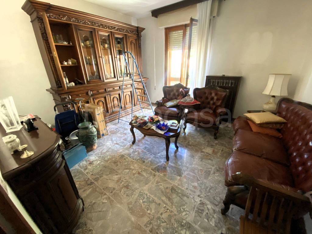 Appartamento in vendita a Prato via dei Caselli