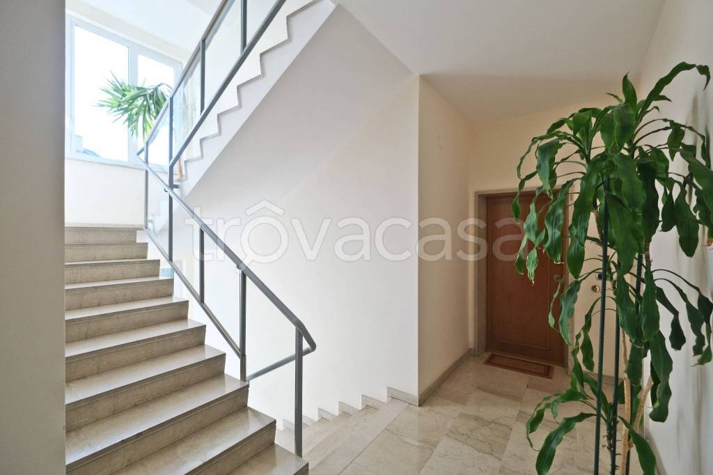 Appartamento in vendita a Genova via Piaggio