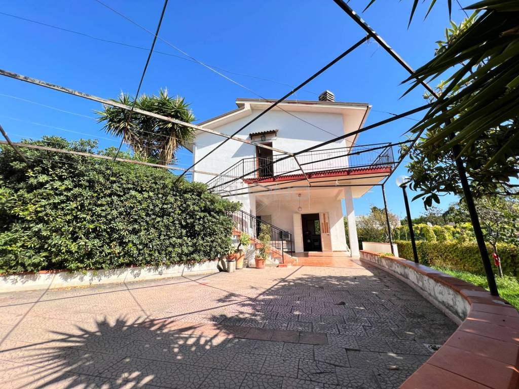 Villa in vendita a Siracusa via san remo