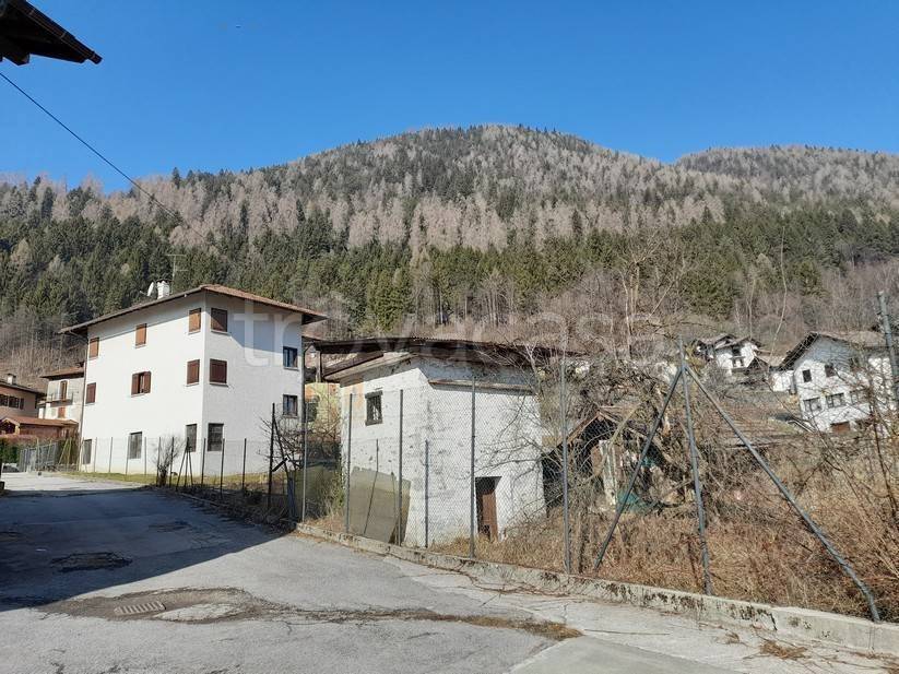 Appartamento in vendita a Porte di Rendena javrè