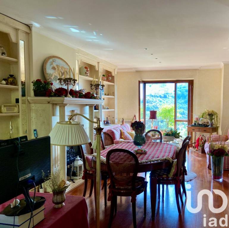 Villa a Schiera in vendita ad Anagni via San Magno