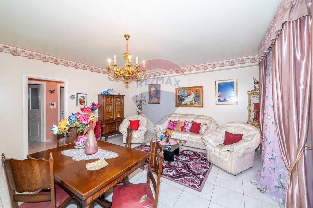 Appartamento in vendita a Catania via Santa Rosa Da Lima, 16
