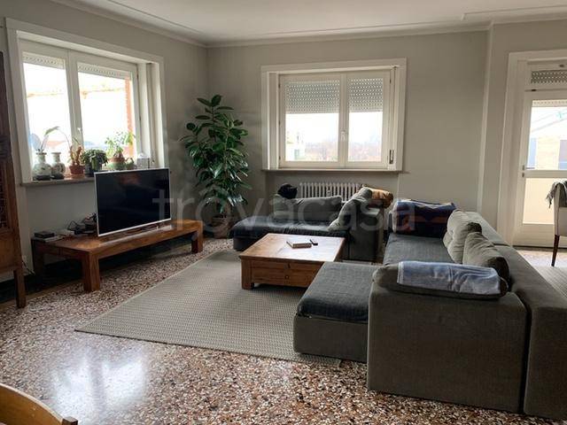 Appartamento in vendita a Udine via Treppo