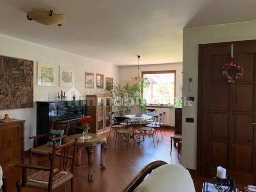 Villa Bifamiliare all'asta a Calco via Consorziale per la Grugana