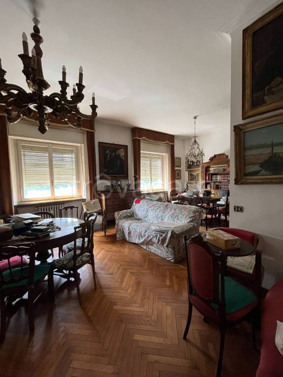 Appartamento in in vendita da privato a Pavia viale della Libertà, 18