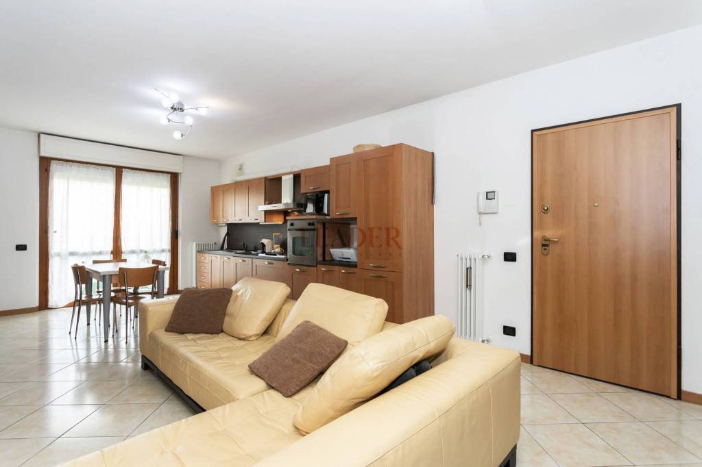 Appartamento in vendita ad Albano Sant'Alessandro via Camillo Benso di Cavour, 1