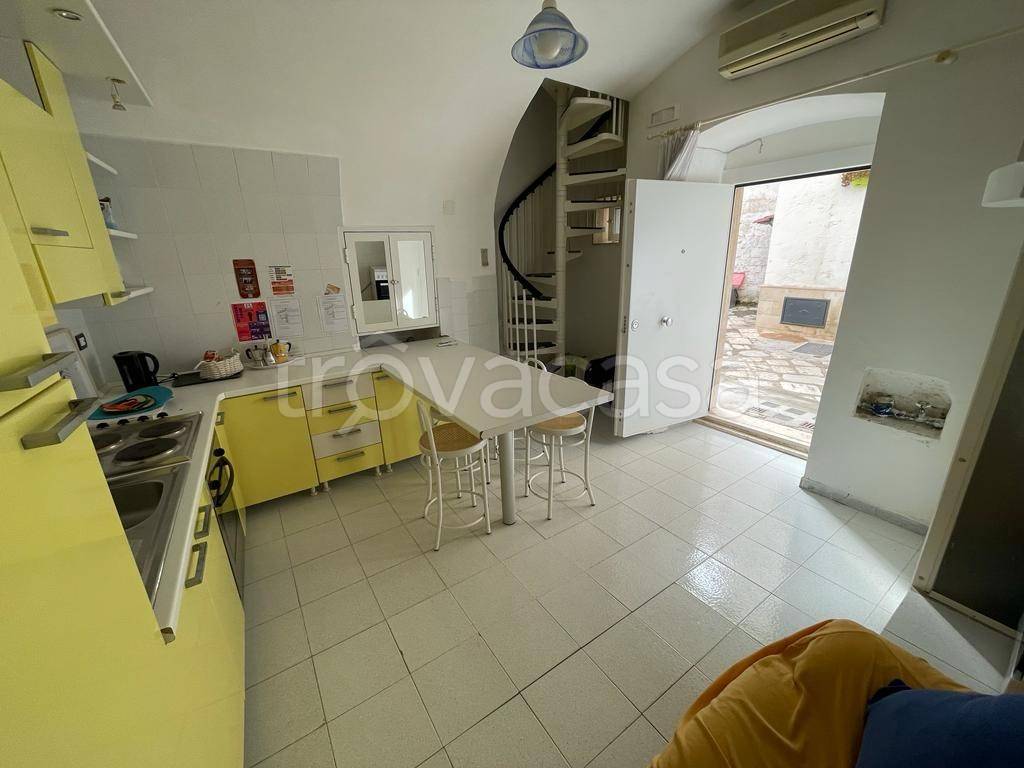 Casa Indipendente in vendita a Capurso via San Antonio