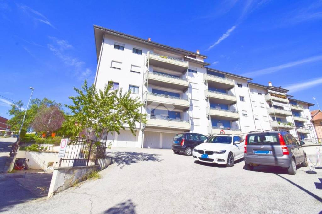 Appartamento in vendita a L'Aquila via Abruzzo, 27
