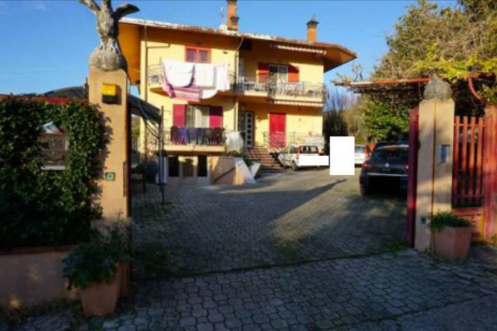 Appartamento all'asta a Montesarchio via Badia