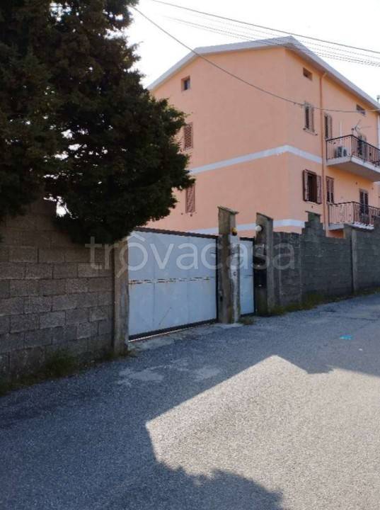 Appartamento all'asta a Catanzaro via V. Gattoleo