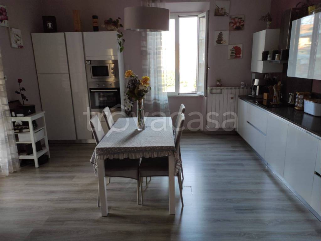 Appartamento in in vendita da privato a Rosignano Marittimo via Case Nuove, 8