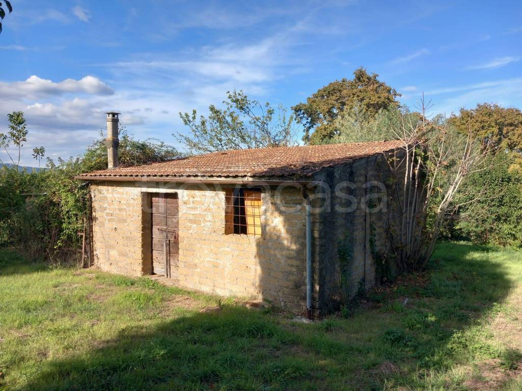 Casale in vendita a Capodimonte strada Provinciale Verentana