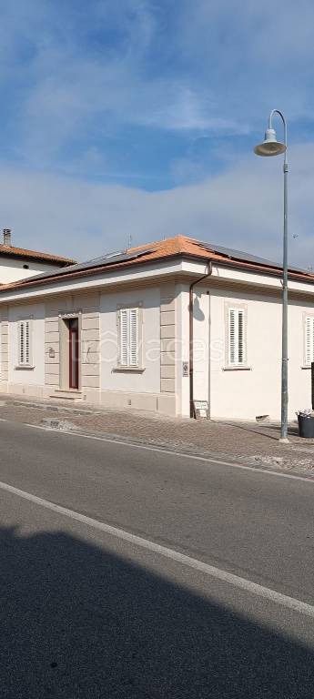 Villa in in vendita da privato a Fucecchio viale Cristoforo Colombo, 298
