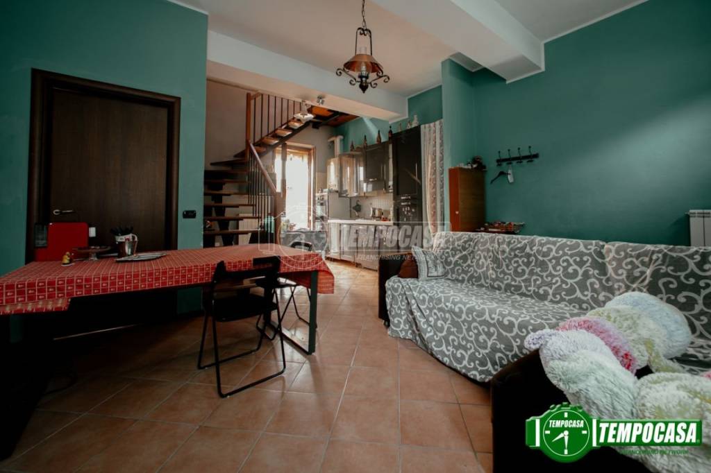 Casa Indipendente in vendita a Casatisma viale Libertà