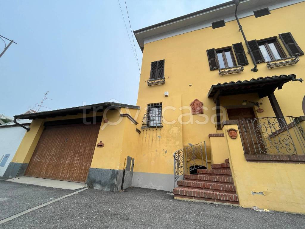 Casa Indipendente in vendita ad Asigliano Vercellese via Piave, 51