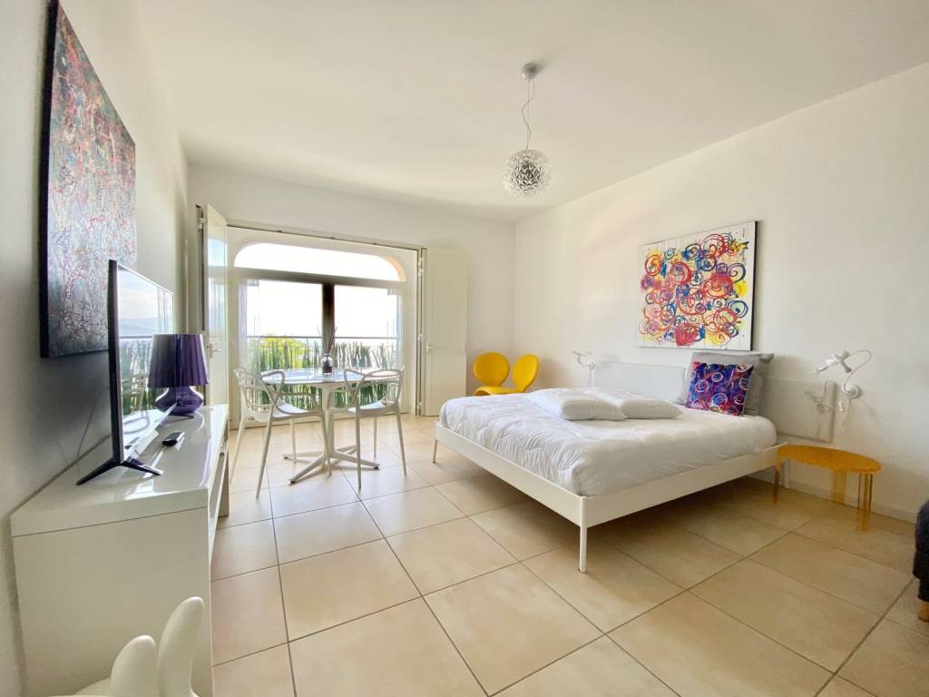 Appartamento in vendita a Baveno via Due Riviere, 108