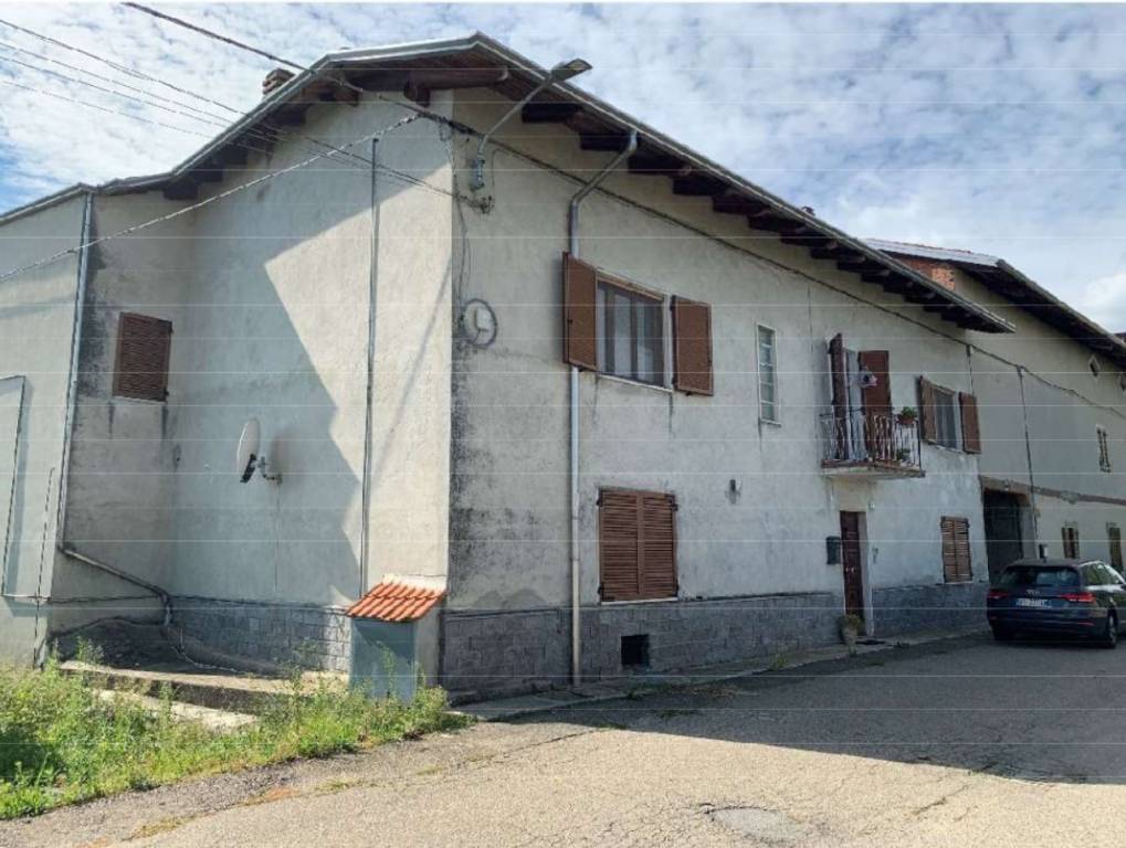 Appartamento all'asta a Borgo d'Ale via Montagna