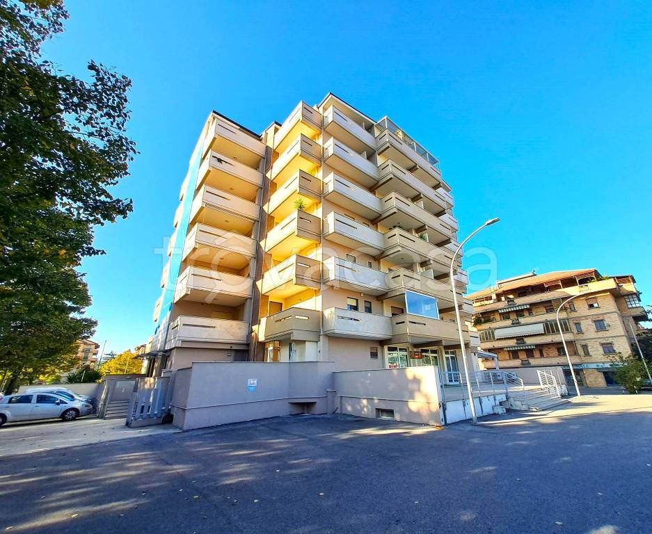 Appartamento in vendita a Chieti piazza Roccaraso, 12