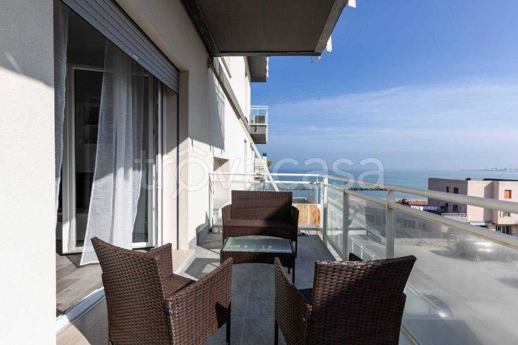 Appartamento in vendita ad Ancona via Velino