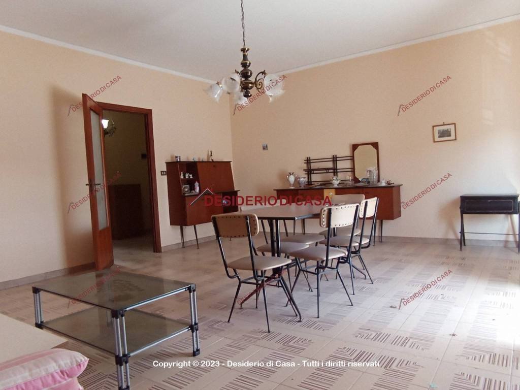 Appartamento in vendita a Bagheria via Dante Alighieri, 24