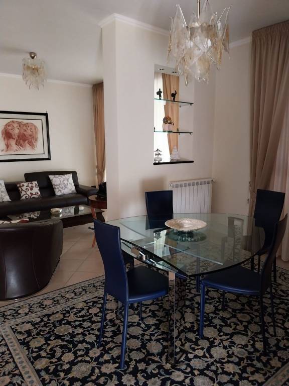 Villa a Schiera in in vendita da privato a Bracciano via delle Ginestre