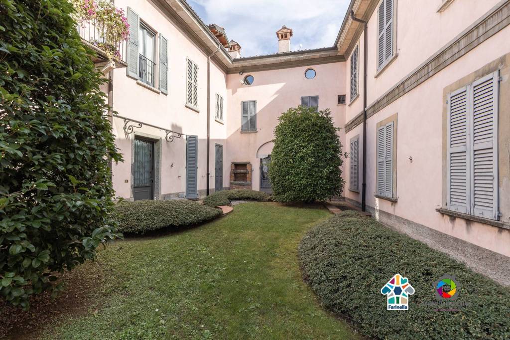 Appartamento in vendita a Briosco via Giuseppe Parini, 2