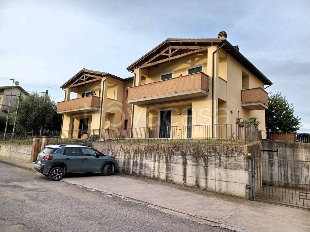 Appartamento in vendita a Marsciano via Vladimir Ilic Ulianov Lenin