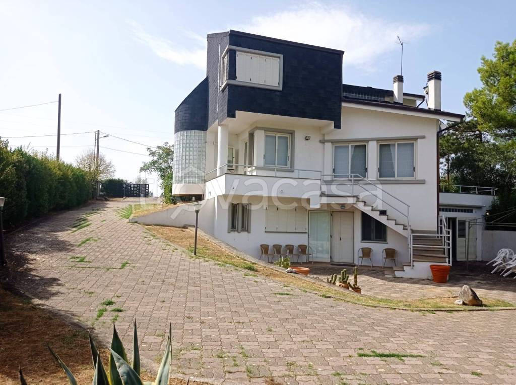 Villa in in vendita da privato a Roggiano Gravina via Gian Vincenzo Gravina