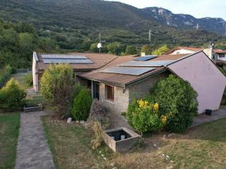 Villa in vendita a Carimate via Giuseppe Verdi, 4 Foto-19