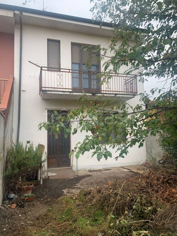 Casale in vendita a Cigliano via Fratelli Rosselli, 8