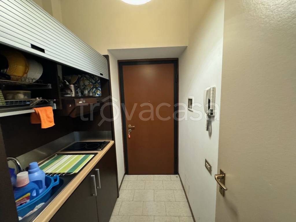 Appartamento in vendita a Pavia via Filippo Cossa, 12