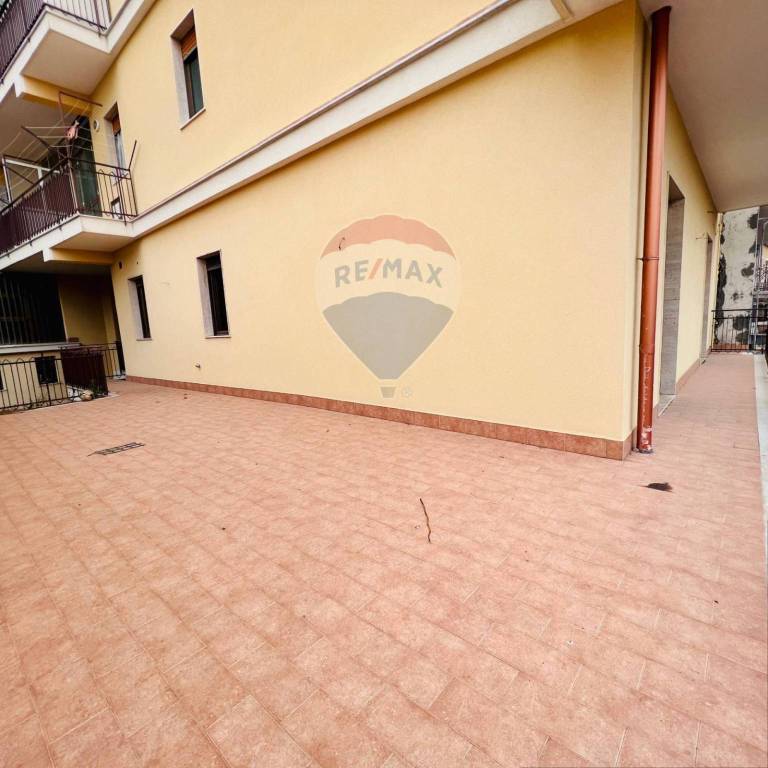 Appartamento in vendita ad Aci Catena piano Umberto