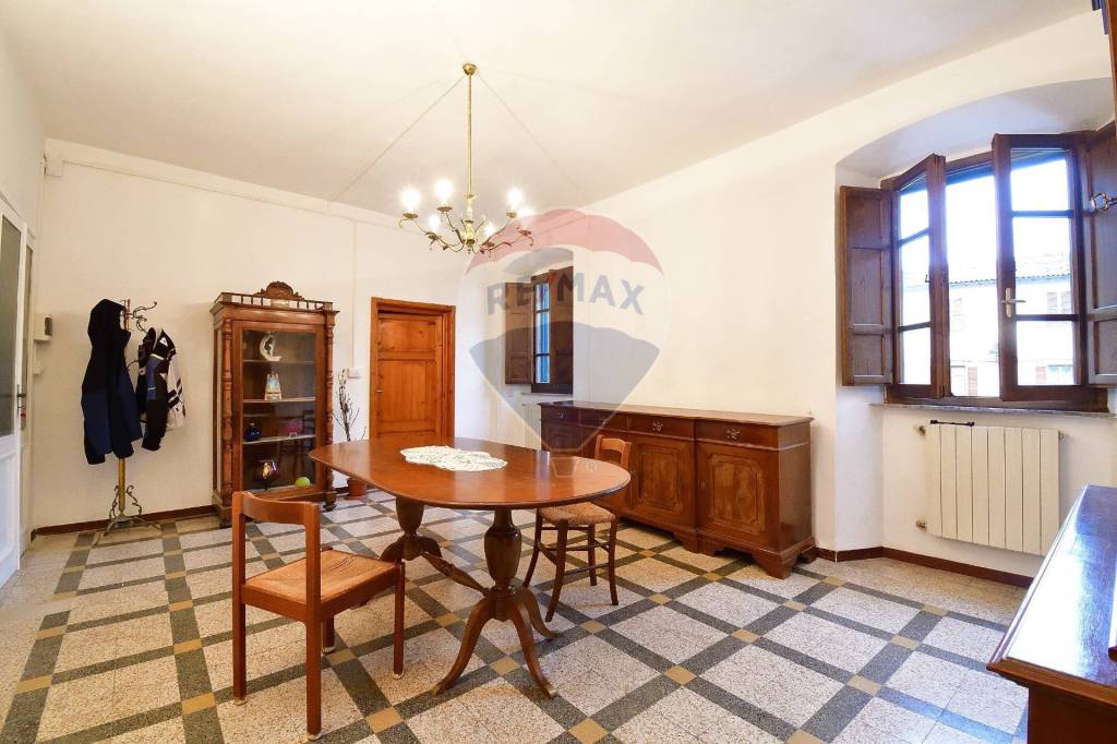 Appartamento in vendita a Gallicano piazza Vittorio Emanuele, 11