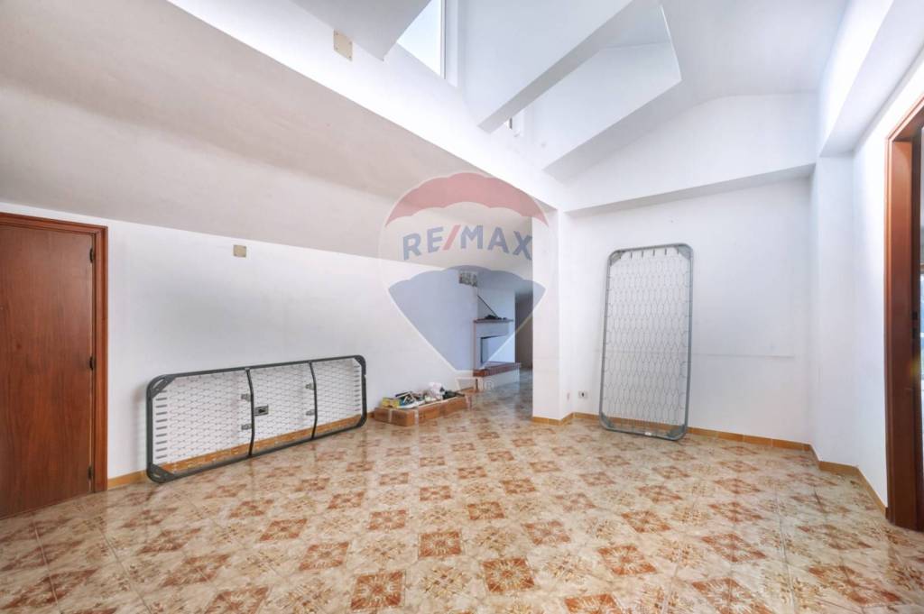 Appartamento in vendita a Rosciano via fonte picano, 33