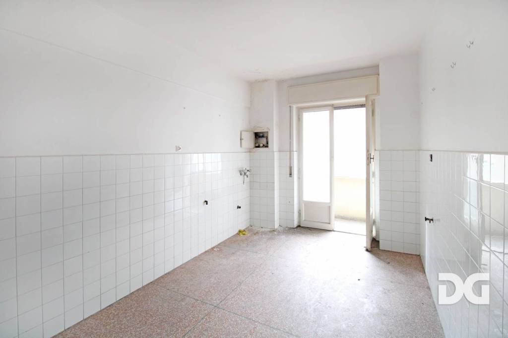 Appartamento in vendita a Genova via Luigi Gherzi