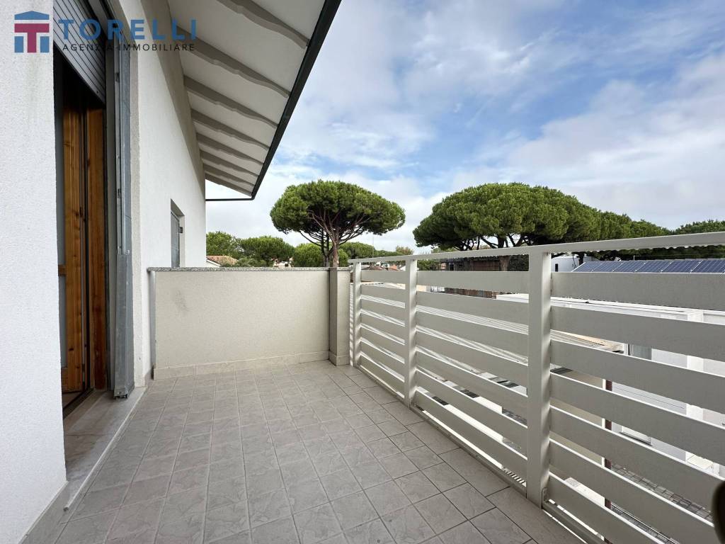 Appartamento in vendita a Cervia viale Saverio Mercadante, 2