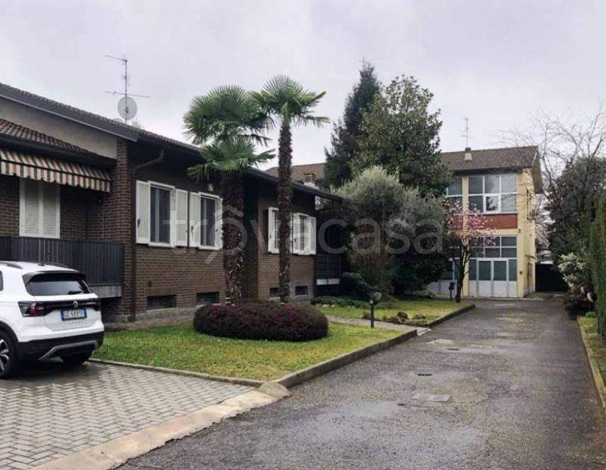 Appartamento all'asta a Concorezzo via Monte Rosa, 27