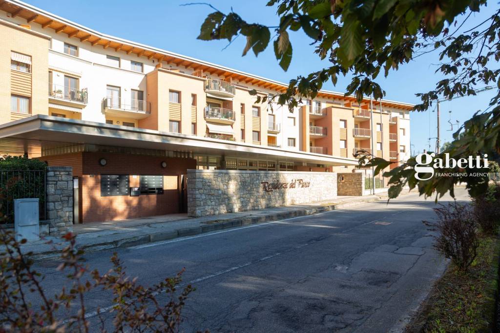 Appartamento in vendita a Carnate via Carlo Alberto dalla Chiesa, 20