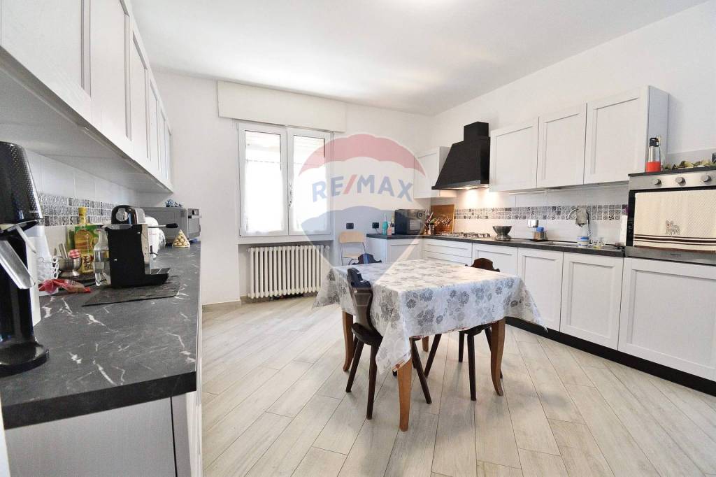 Appartamento in vendita a Montecatini-Terme via Claudio Monteverdi, 35