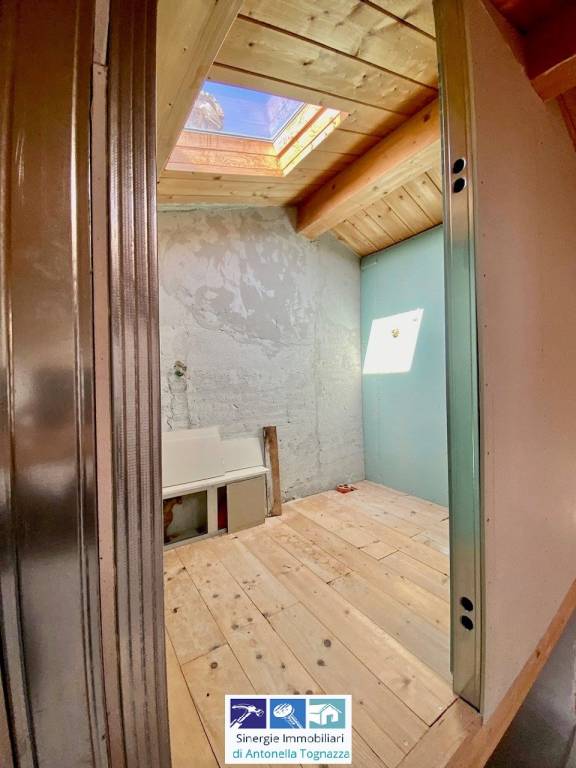 Casa Indipendente in vendita a Cupramontana