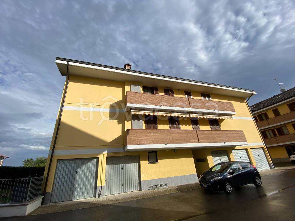 Appartamento in vendita a Lodi Vecchio via Vittorio Fregoni