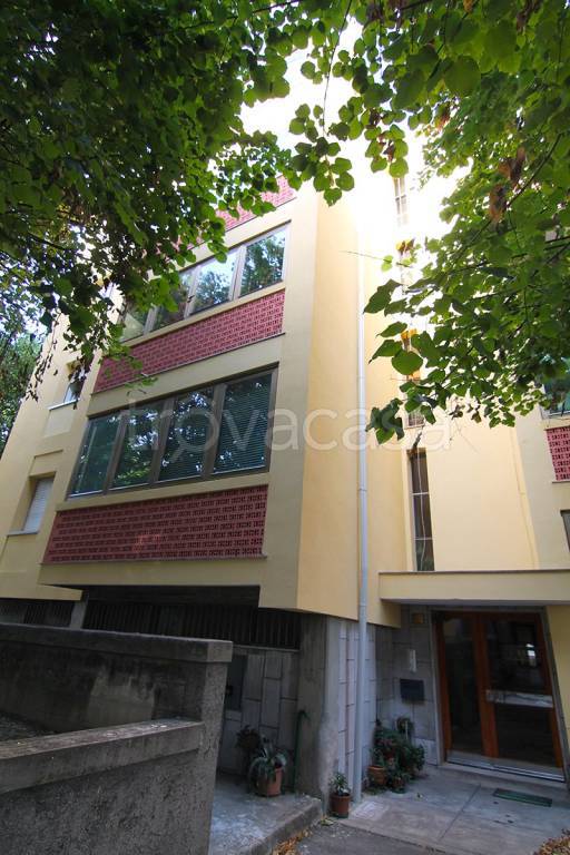 Appartamento in vendita a Trieste via dei Giardini, 65/8