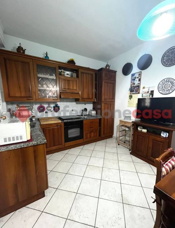 Appartamento in vendita a Livorno via Puglie