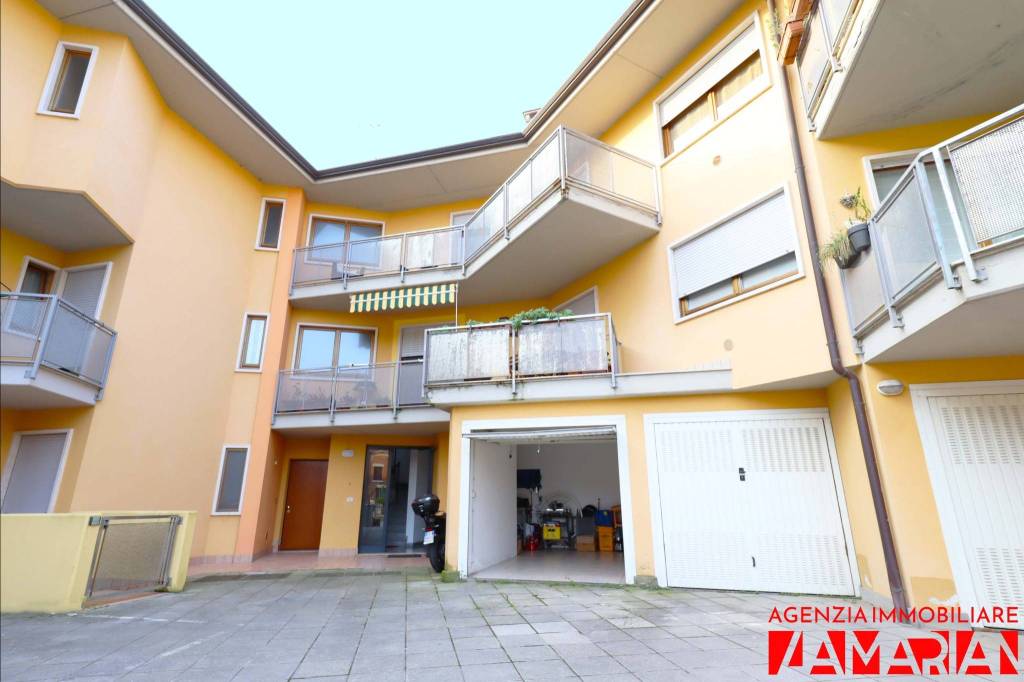 Appartamento in vendita a Rivignano Teor via VIII Bersaglieri, 64/c