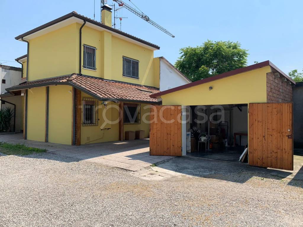 Villa in vendita a Finale Emilia località Canaletto