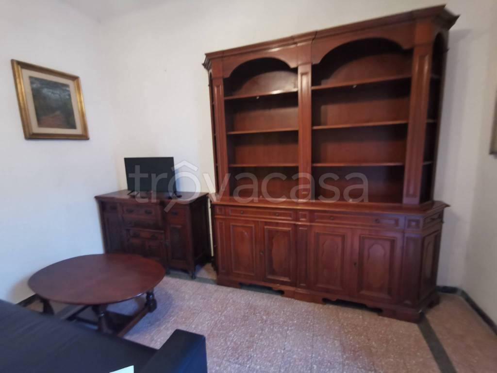 Appartamento in vendita a Lucca via Bonagiunta Urbiciani