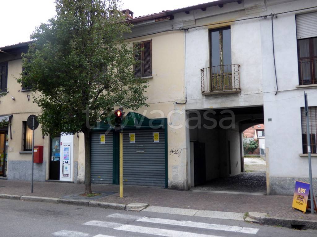 Rustico in vendita a Desio