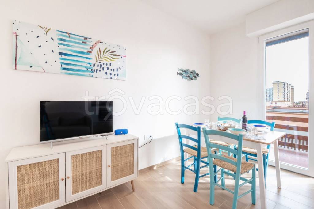 Appartamento in vendita a Follonica via Bruno Buozzi, 65