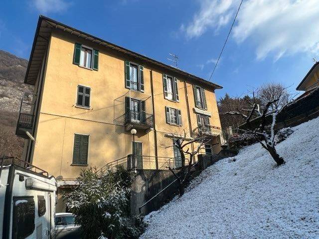 Appartamento in vendita a Canzo via Monte Rai, 1