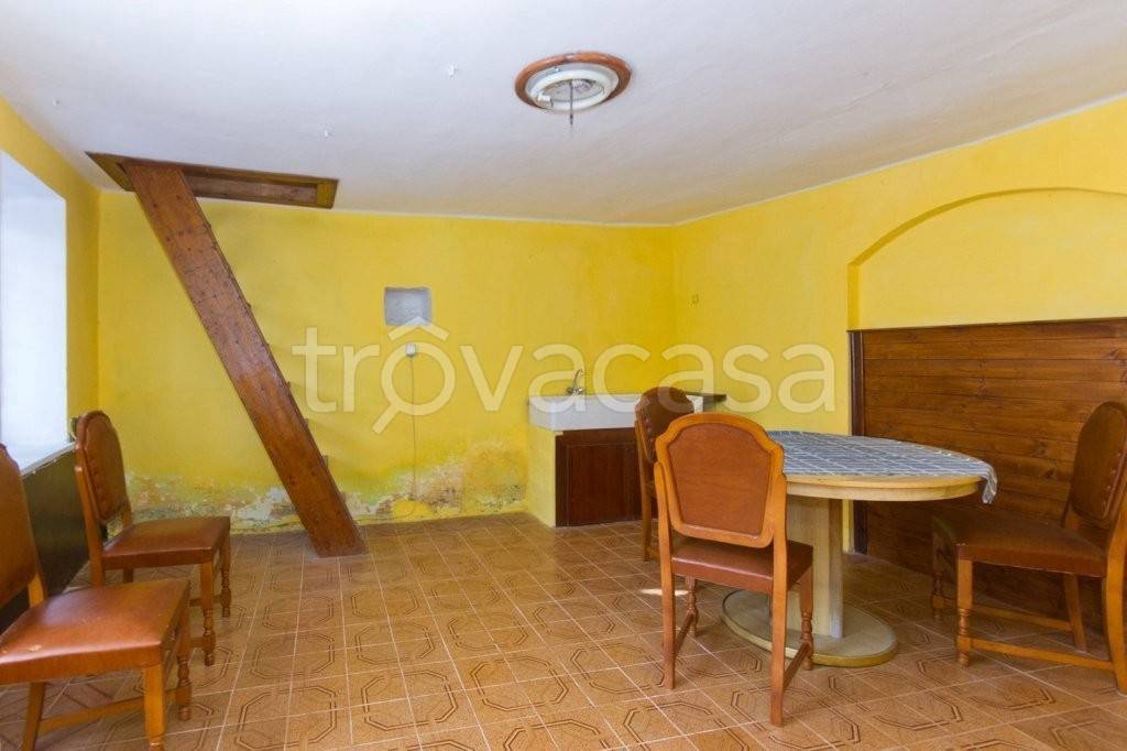 Rustico in vendita a Barge via Vottero, 39